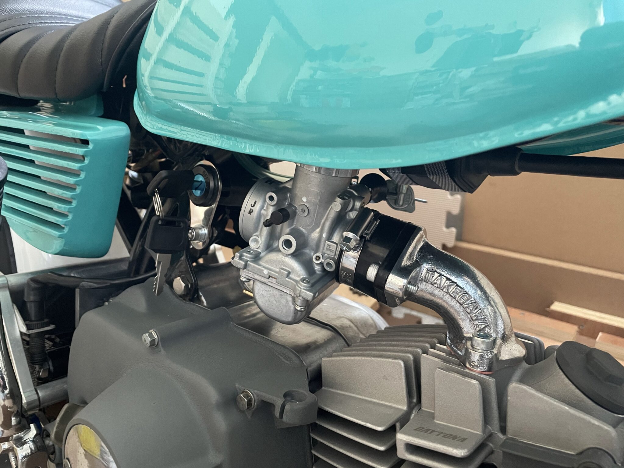 【モンキー】VM26取り付け/武川右出し | Freedom