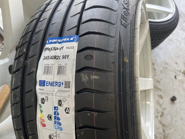 【20インチ】10.5Jに245/40r19の引っ張りタイヤ | Freedom