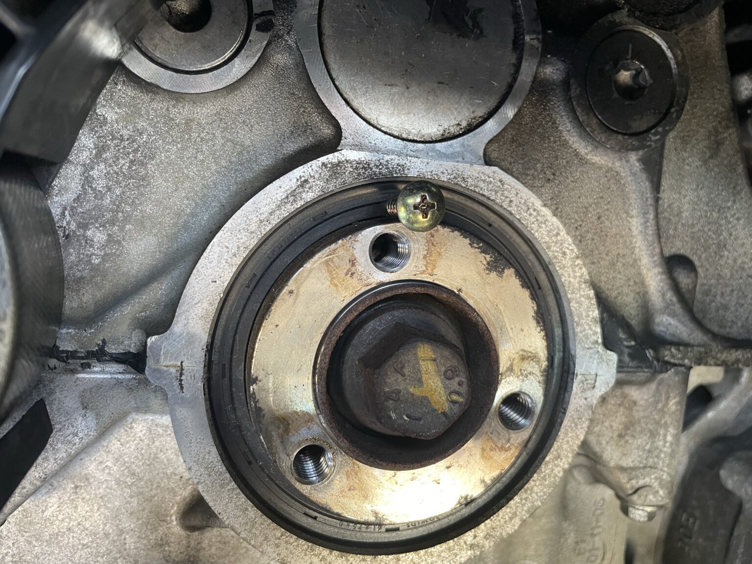 クランクシール（オイルシール）の外し方 | Freedom